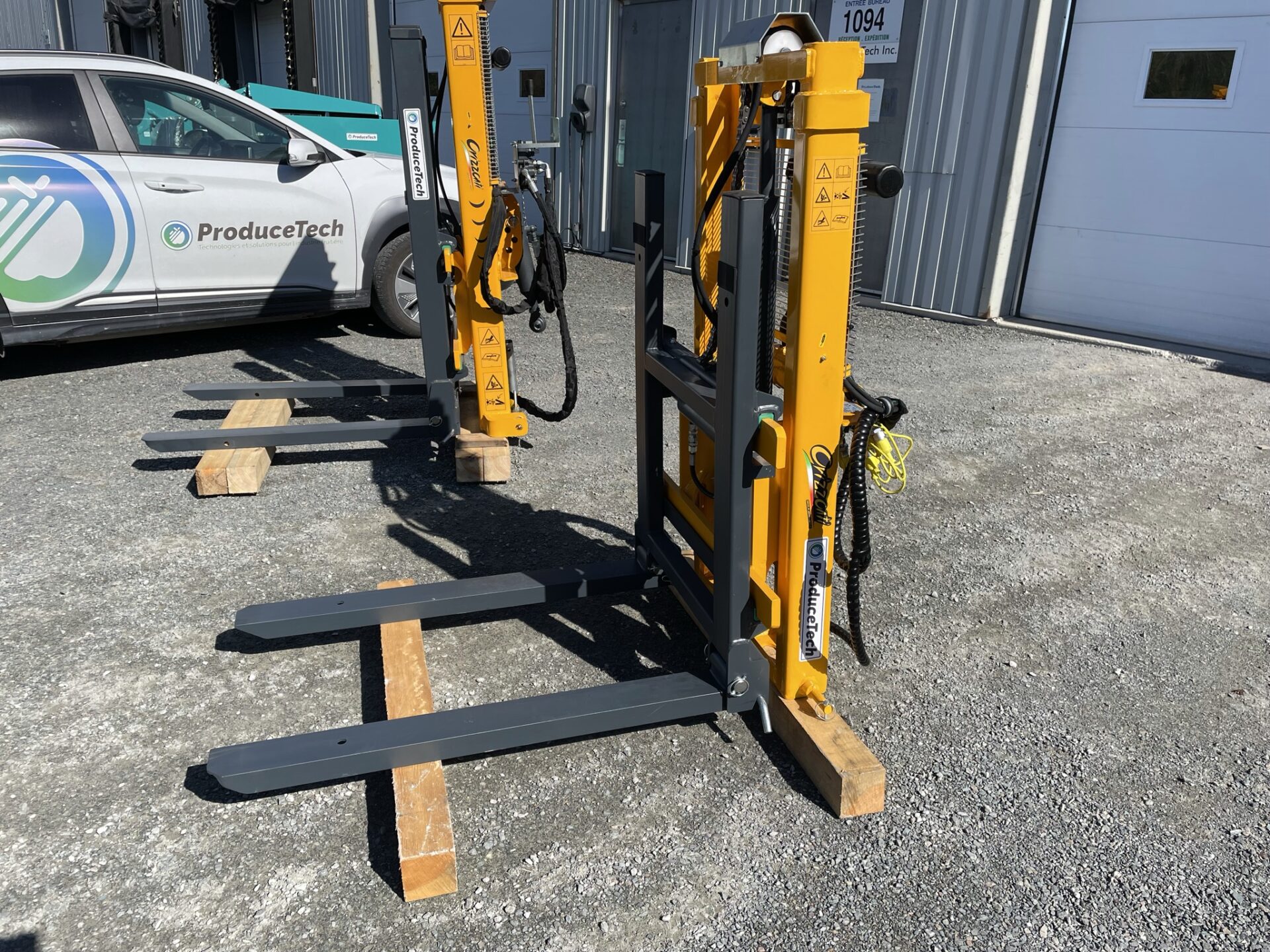 Duplex MLF Hydraulic Lift - ProduceTech